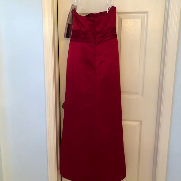 BELSIOE | Dresses | Nwt Belsoie Supreme Satin Berry Gown | Poshmark